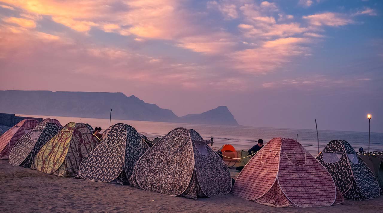 Ormara Beach Night Camping l Trip with Hodophile Adventures